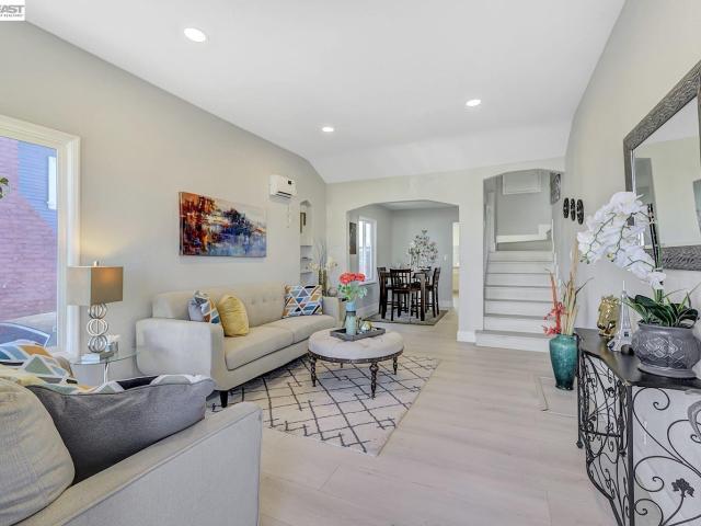 2834 Abbey St, Oakland, CA 94619 | MLS #41126 | Compass