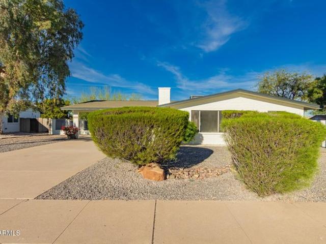 2834 E Shangri La Rd, Phoenix, AZ 85028