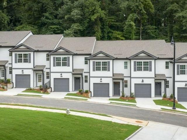 2834 Georgia Aster Way NW, Atlanta, GA 30318