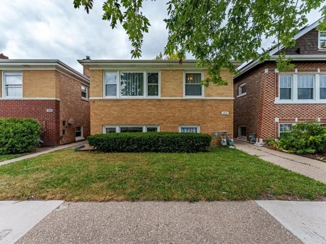 2834 Highland Ave, Berwyn, IL 60402