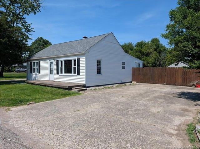 2834 Sellers Ct, Jeffersonville, IN 47130