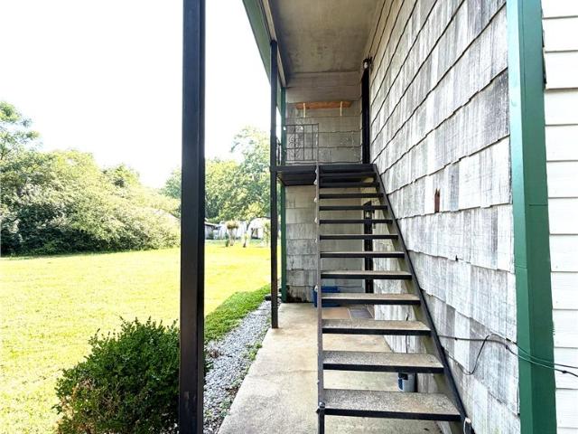 2835 Cherokee Rd