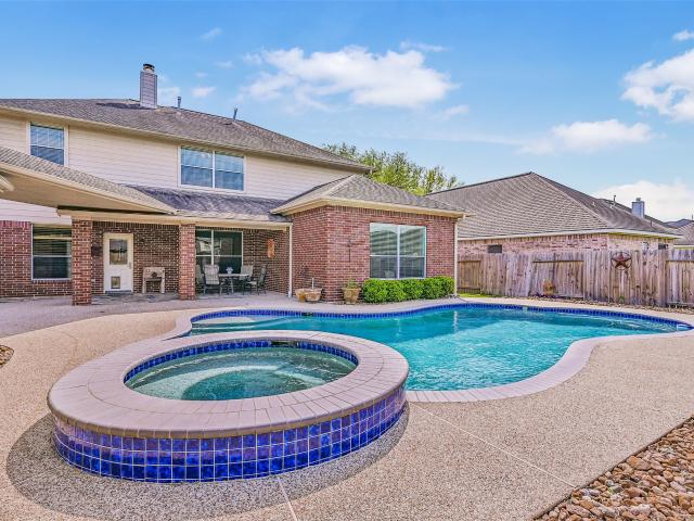 2835 Fairway Drive