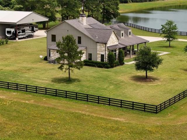 2835 Stapleton, Magnolia, TX 77354