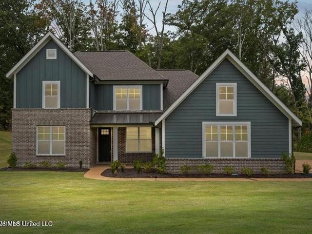 2835 S Cypress Lake Dr, Olive Branch, MS 38654