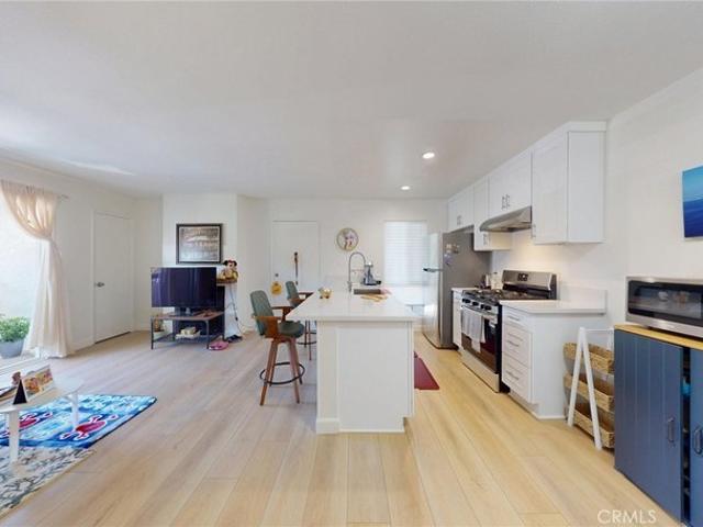 2835 S Fairview St Unit H, Santa Ana, CA 92704
