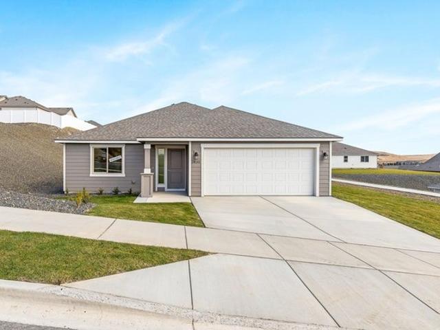 2835 S Penn St, Kennewick, WA 99338