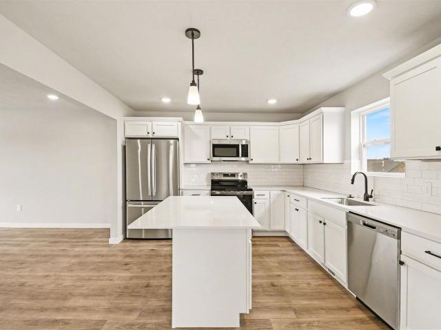 2835 Sanderling Court