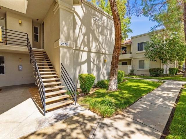 2835 W Avenue K12 Apt 202, Lancaster, CA 93536