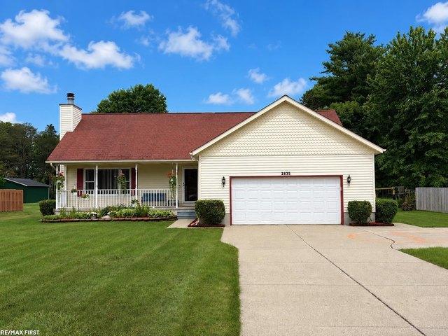 2835 W Water St, Port Huron, MI 48060