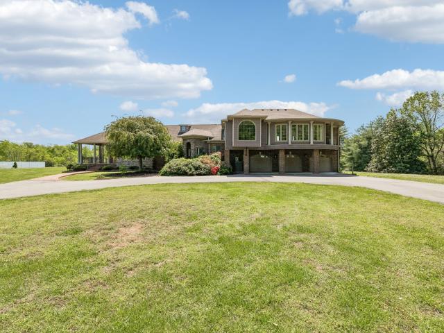 2836 Academy Rd