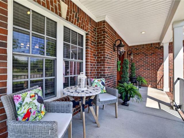 2836 Camarillo LN
