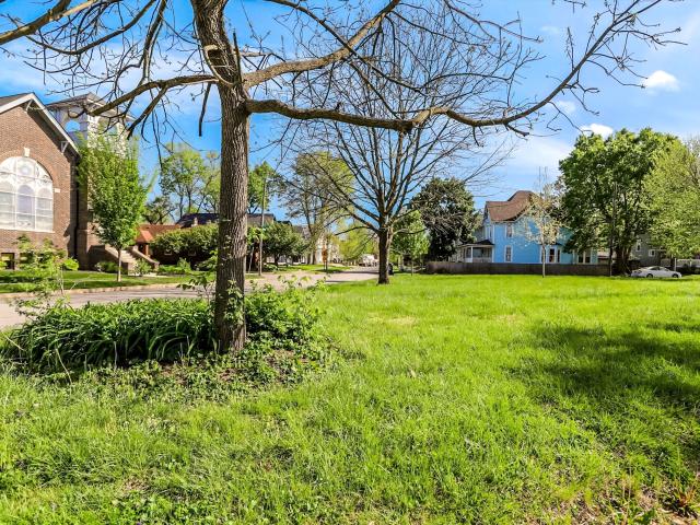 2836 Carrollton Ave, Indianapolis, IN 46205 | MLS #22097