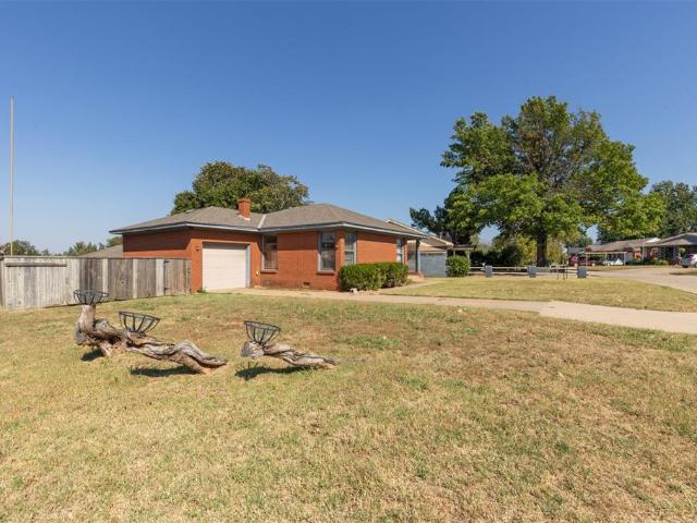 2837 NW 66th Street