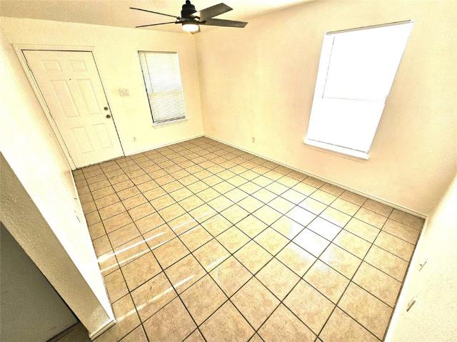 2837 Ave J