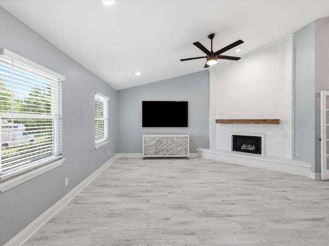 2837 Dickens Lane