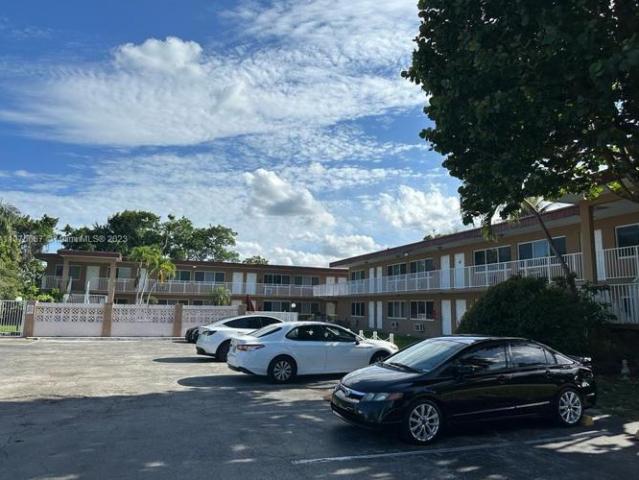 2838 Madison St #4, Hollywood, FL 33020