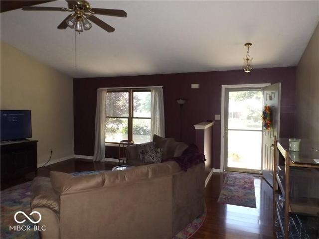 2838 E Cottonwood Trail