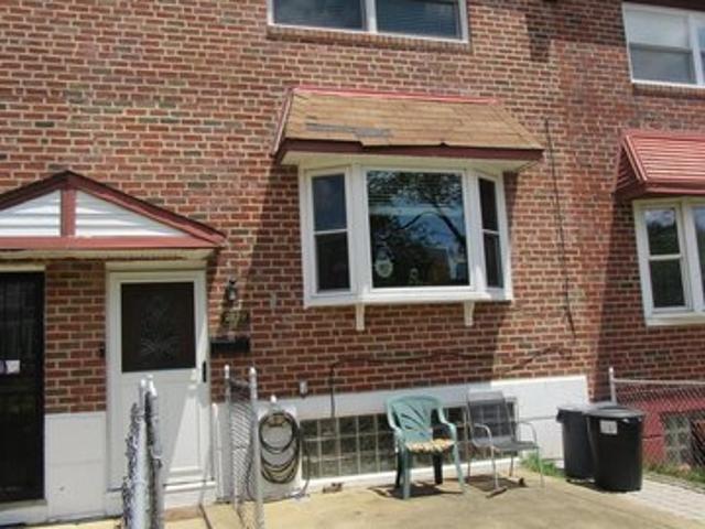 2839 Maxwell St, Philadelphia, PA 19136