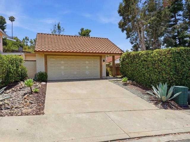 2839 Cazadero Dr, Carlsbad, CA 92009