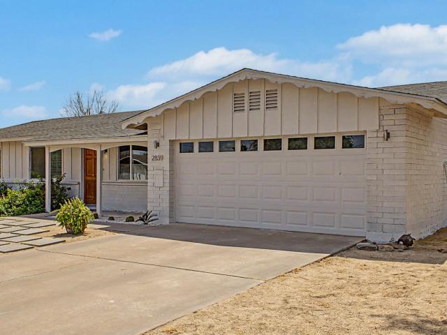 2839 E Shangri La Rd, Phoenix, AZ 85028 | MLS #7013 | Compass