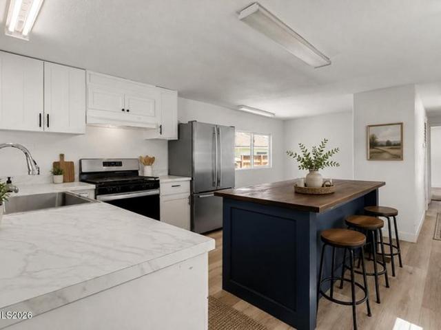 2839 Kit Sierra Way, Carson City, NV 89706