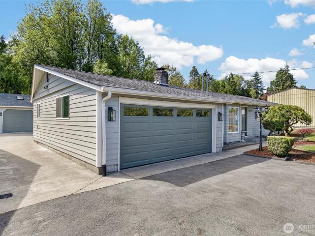 2839 Parkview Drive