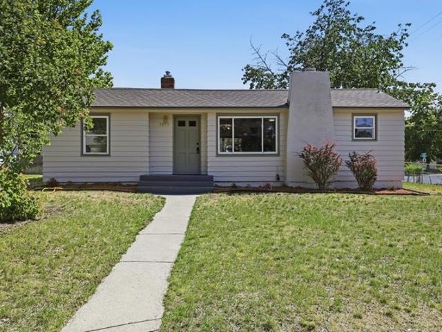 2839 W Sanson Ave, Spokane, WA 99205