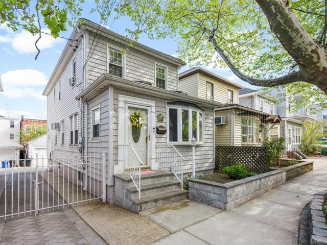 2839 Wellman Ave, Bronx, NY 10461