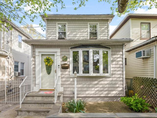 2839 Wellman Avenue | Compass