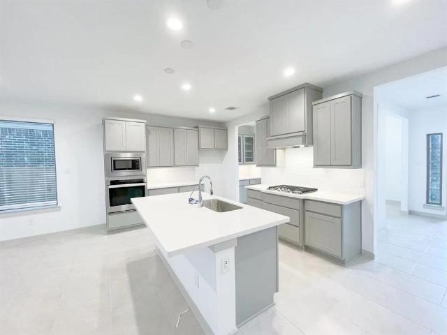 28303 Hazel Trail