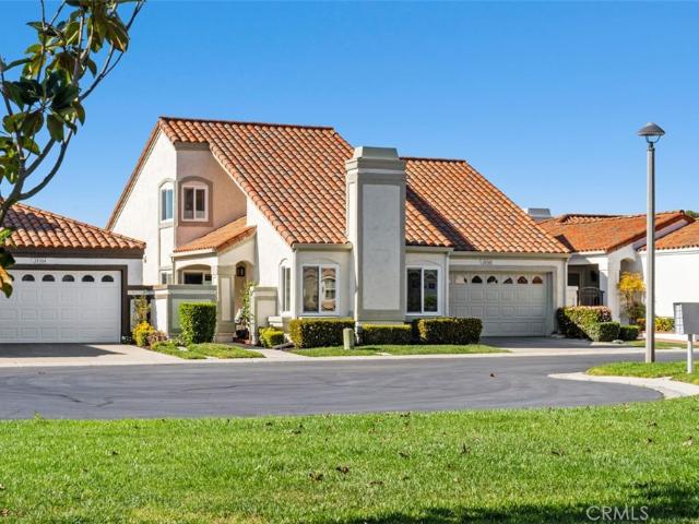 28302 Alava, Mission Viejo, CA 92692 | MLS #OC26046