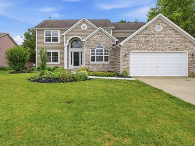 2830 Abbey Knoll Dr, Lewis Center, OH 43035