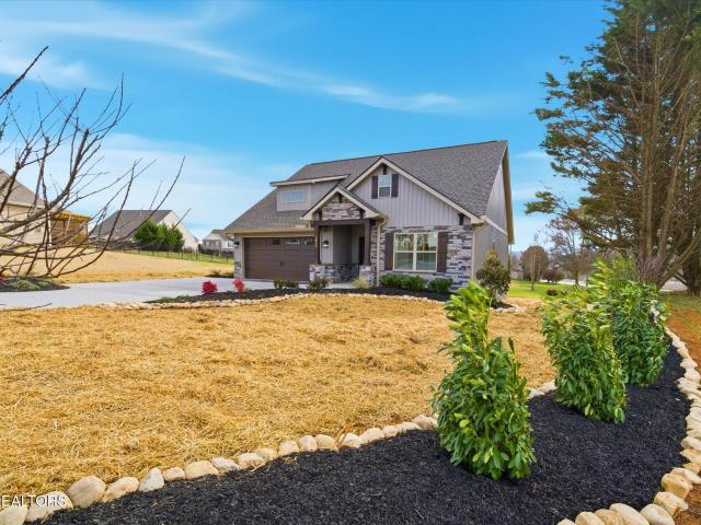 2830 Alden Glenn Ct, Sevierville, TN 37876 | Compass