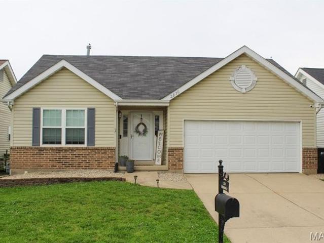 2830 Brookmeadow Dr, Belleville, IL 62221