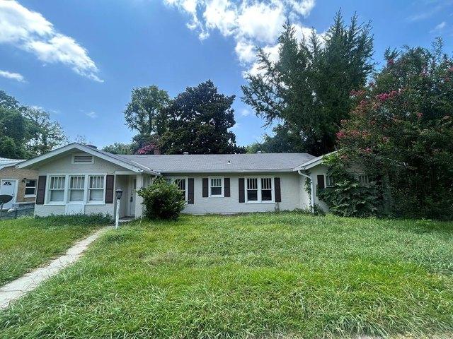 2830 Drummond St, Vicksburg, MS 39180