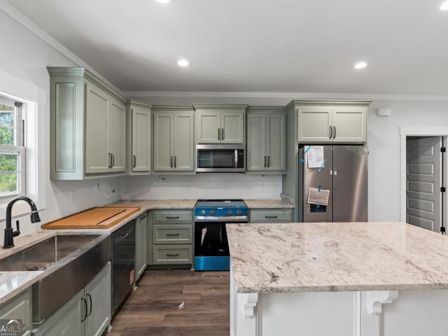2830 Loch Laurel Road