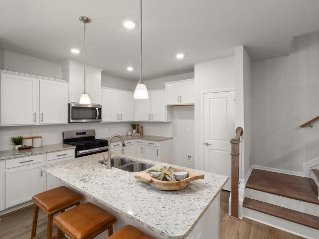 2830 Rodeo Court
