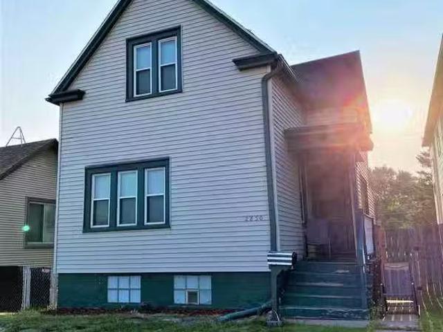 2830 S Chase Avenue 2830 S Chase Ave