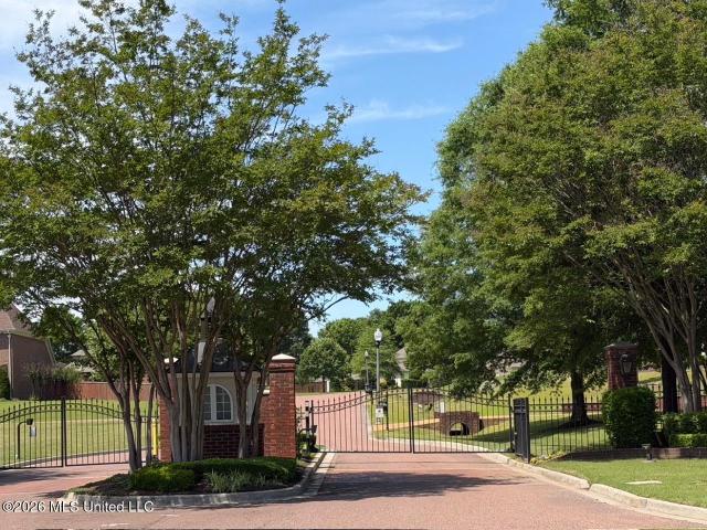 2830 S Manning Circle