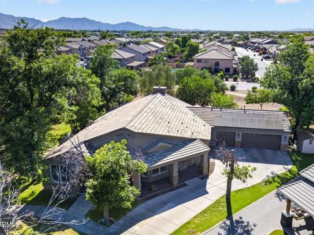 2830 W Harvest Groves Ln, Phoenix, AZ 85041