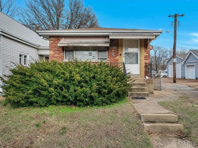 2830 59th St, Louis, MO 63139 | MLS #26015 | Compass