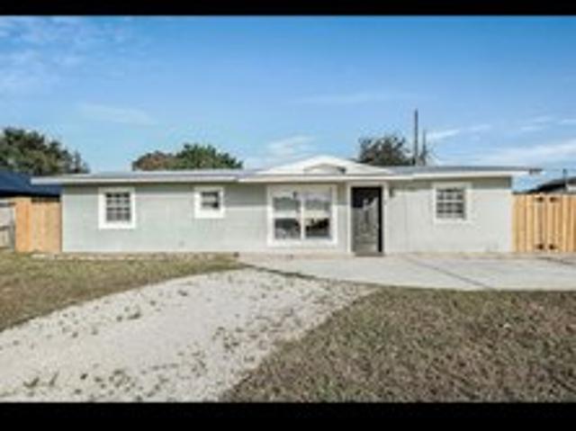 2831 NE Savannah Rd, Jensen Beach, FL 34957