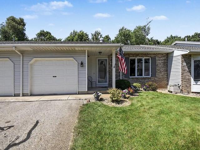 2831 Bridgeside Dr SE, Caledonia, MI 49316