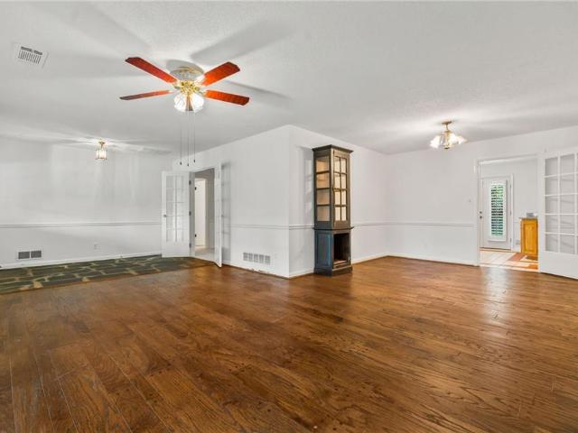 2831 Georgian Terrace