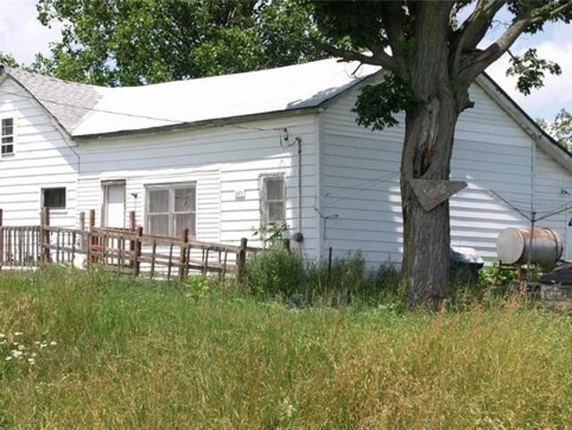 2831 S Denmark Rd, Dorset, OH 44032