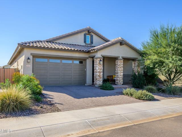 2831 W Chevelon Dr, San Tan Valley, AZ 85144 | MLS #6947 | Compass