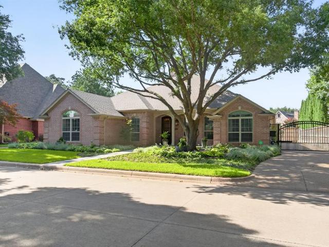 2832 Manorwood