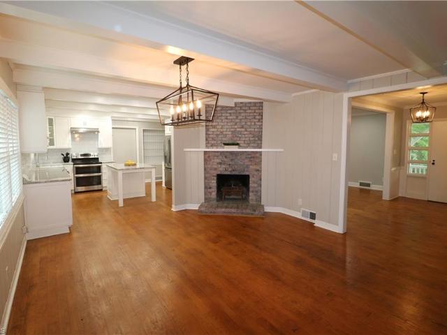 2832 Monticello Drive