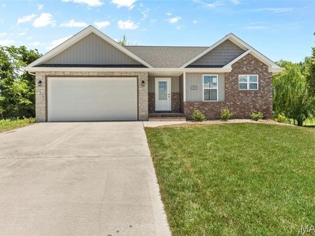 2832 Beth Ann Ct, Pontoon Beach, IL 62040